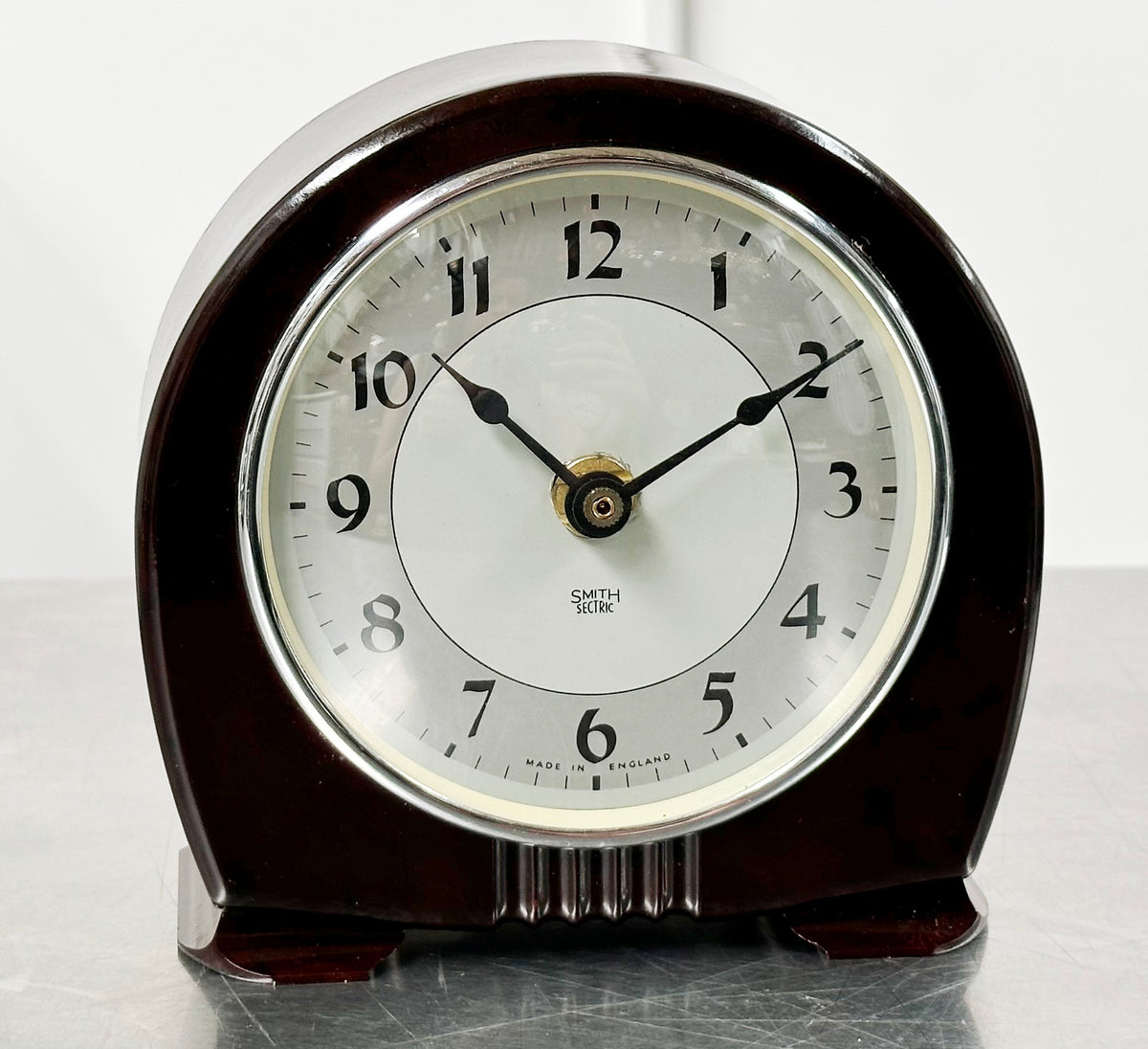 Vintage SMITHS Sectric Bakelite Battery Desk Clock | Adelaide Clocks