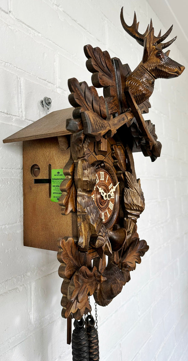 VIntage Black Forest Hunters Musical Bird Chime Cuckoo Wall Clock ...
