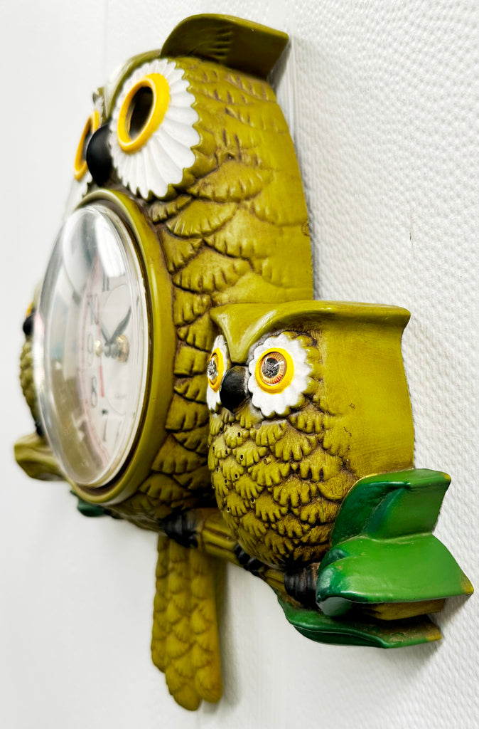 Vintage Trio Owl Eye Moving Pendulum Kitchen Wall Clock | Adelaide Clocks