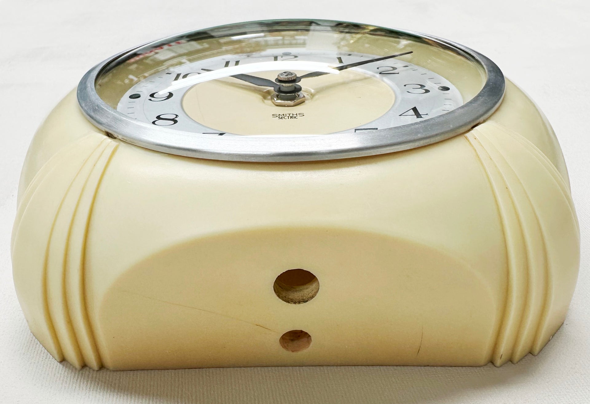 Vintage Smiths Sectric Bakelite Kitchen Battery Wall Clock | Adelaide ...