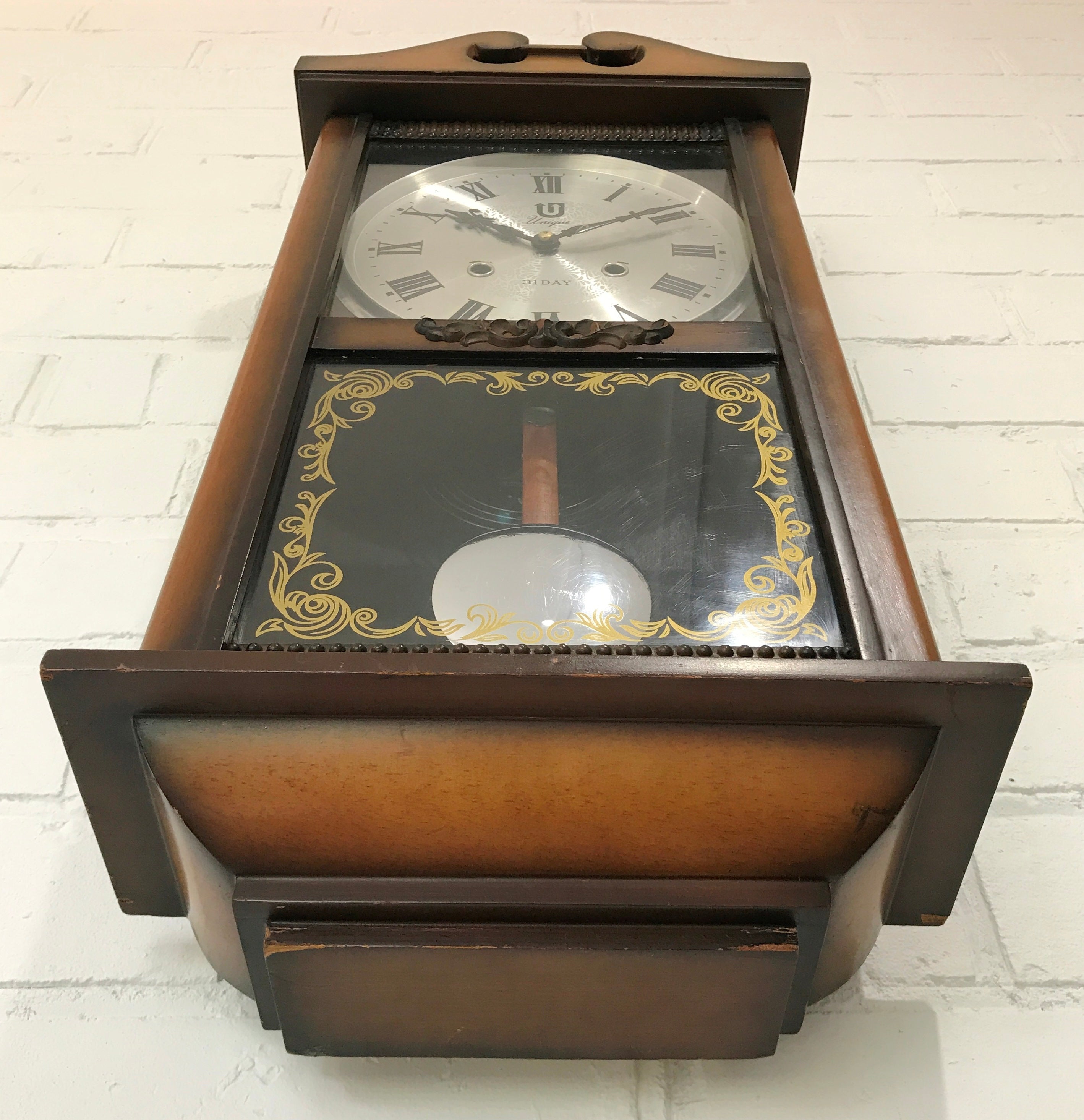 Vintage 31 Day Wall Clock | Adelaide Clocks