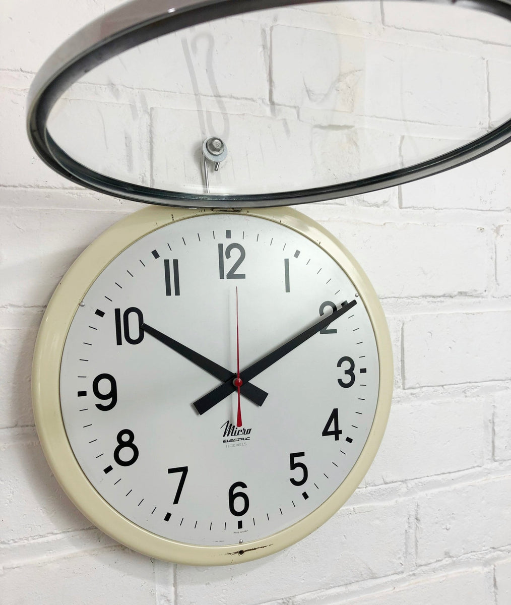 Vintage MICRO Electric Quartz Wall Clock | Adelaide Clocks
