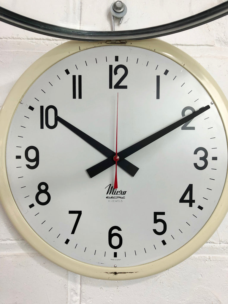 Vintage MICRO Electric Quartz Wall Clock | Adelaide Clocks